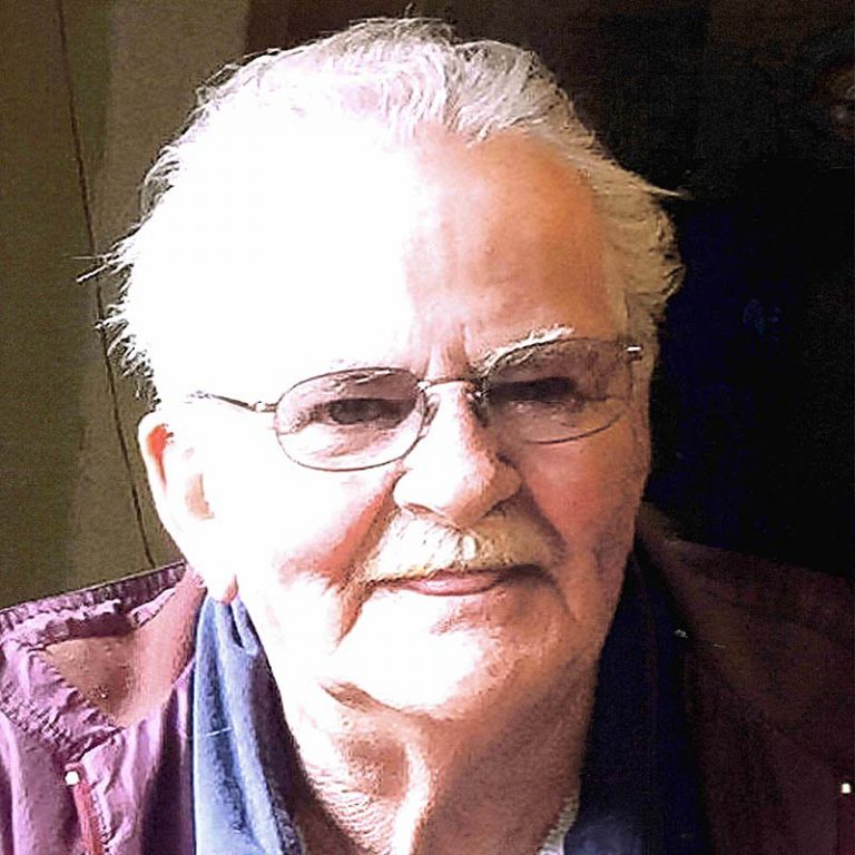 Donald Kerr «Donnie» Stewart (-2011) - Hommage NB